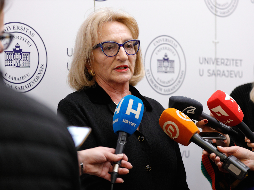 74. godišnjica UNSA | Održana svečana sjednica Senata i promovirano jedanaest profesora ...